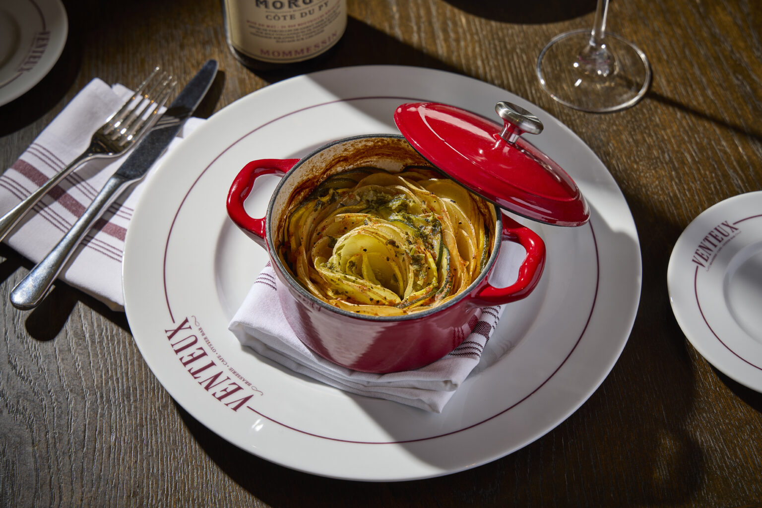 Venteux French Restaurant & Oyster Bar | Pendry Chicago