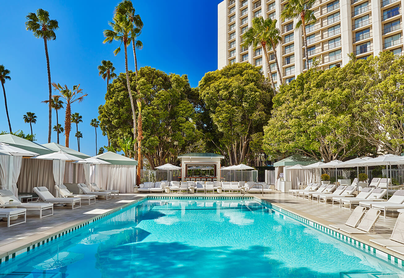 Gallery | Newport Beach Resort Pool | Pendry Newport Beach