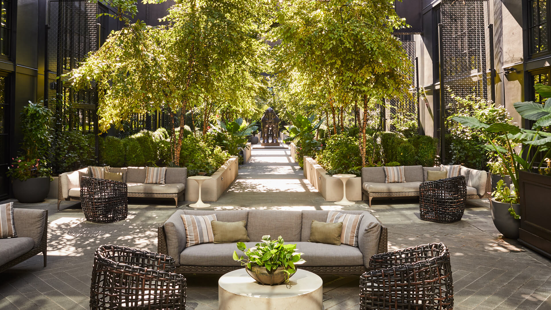 Photo Gallery | Luxury Boutique Hotel | Sagamore Pendry Baltimore