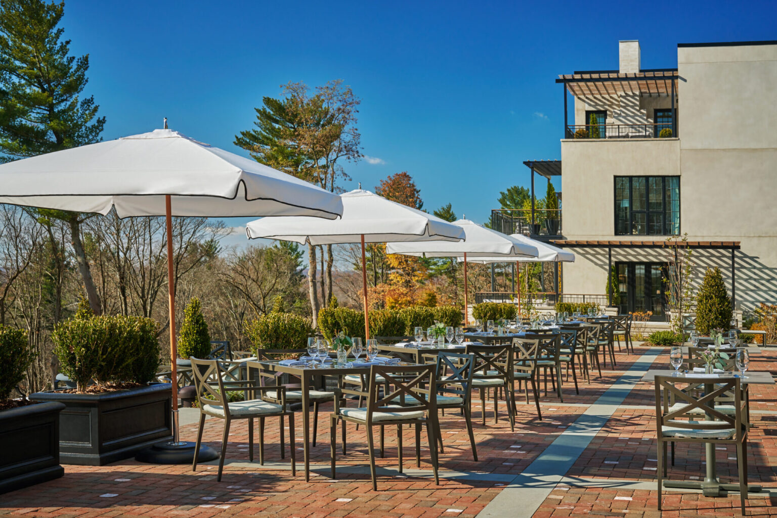 Ladd's Tavern | Pendry Natirar